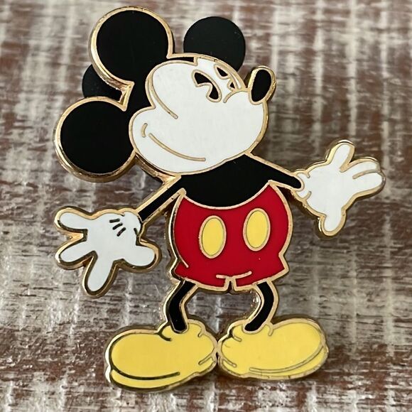 Disney | Toys | Vintage 207 Mickey Mouse Enamel Lapelpinbadge | Poshmark